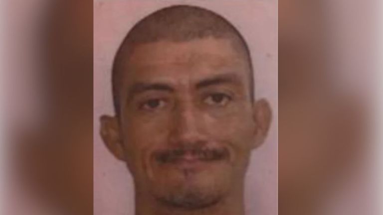 Buscan a Jhon Alexander Cano, desaparecido en el barrio Robledo El ...